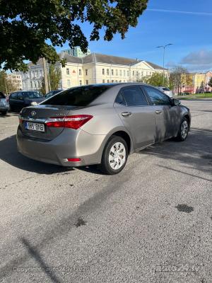 Beige Toyota Corolla 2015 in Tallinn, with an engine capacity of 1.60 L and mileage of 119 thousand km for 8500 €, photo 5 on AUTOMOTO.COM.LV