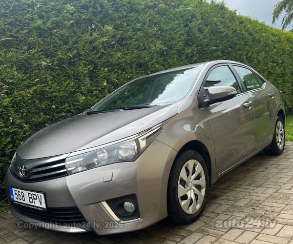 Beige Toyota Corolla 2016 in Tallinn, with an engine capacity of 1.60 L and mileage of 157 thousand km for 9900 €, photo 6 on AUTOMOTO.COM.LV