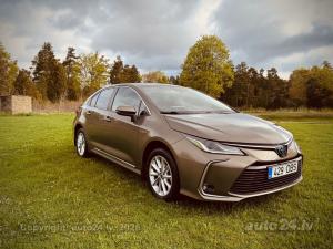 Smilšu krāsa Toyota Corolla 2019 Tallina, ar dzinēja tilpumu 1.80 L un nobraukumu 72 tūkst. km par 19500 €, foto  vietnē AUTOMOTO.COM.LV
