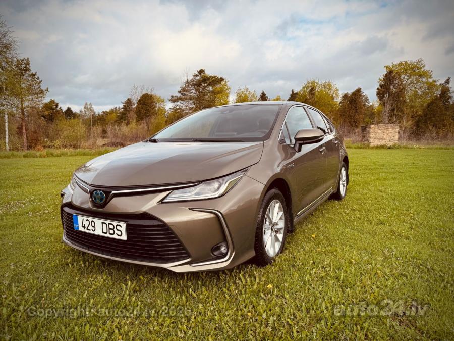 Smilšu krāsa Toyota Corolla 2019 Tallina, ar dzinēja tilpumu 1.80 L un nobraukumu 72 tūkst. km par 19500 €, foto 4 vietnē AUTOMOTO.COM.LV