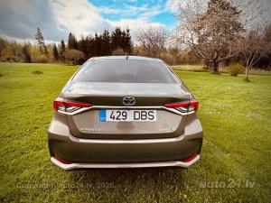 Smilšu krāsa Toyota Corolla 2019 Tallina, ar dzinēja tilpumu 1.80 L un nobraukumu 72 tūkst. km par 19500 €, foto 7 vietnē AUTOMOTO.COM.LV