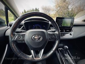 Smilšu krāsa Toyota Corolla 2019 Tallina, ar dzinēja tilpumu 1.80 L un nobraukumu 72 tūkst. km par 19500 €, foto 11 vietnē AUTOMOTO.COM.LV