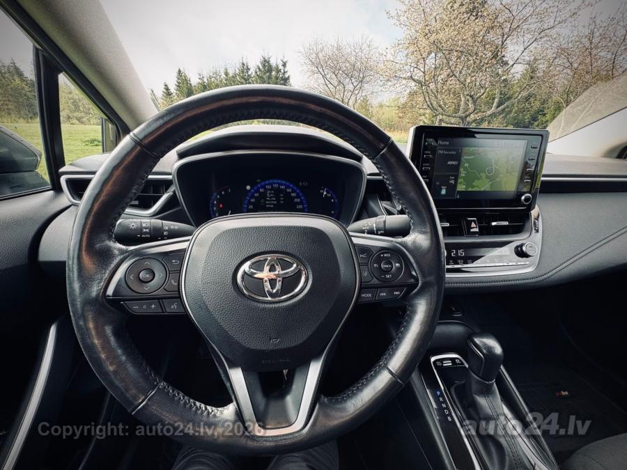 Smilšu krāsa Toyota Corolla 2019 Tallina, ar dzinēja tilpumu 1.80 L un nobraukumu 72 tūkst. km par 19500 €, foto 11 vietnē AUTOMOTO.COM.LV