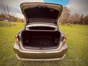 Smilšu krāsa Toyota Corolla 2019 Tallina, ar dzinēja tilpumu 1.80 L un nobraukumu 72 tūkst. km par 19500 €, foto 13 vietnē AUTOMOTO.COM.LV