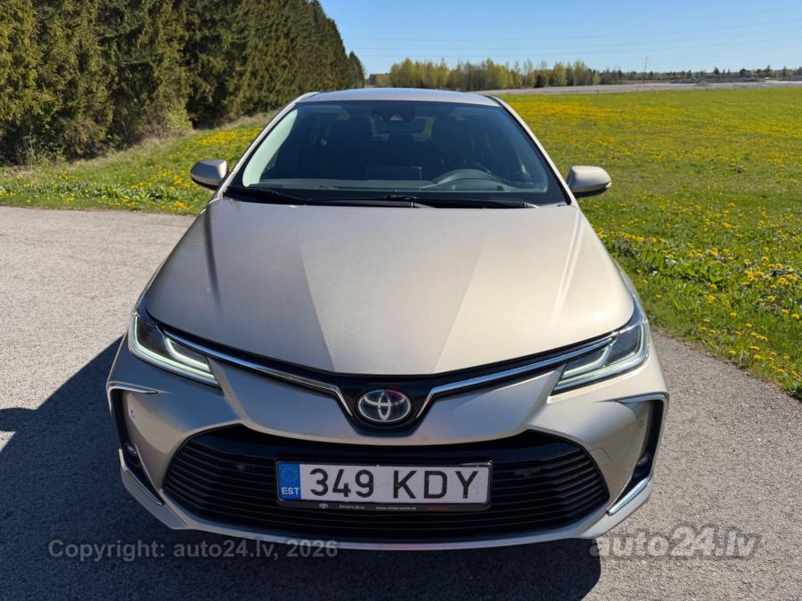 Smilšu krāsa Toyota Corolla 2020 Tallina, ar dzinēja tilpumu 1.80 L un nobraukumu 95 tūkst. km par 17500 €, foto 3 vietnē AUTOMOTO.COM.LV