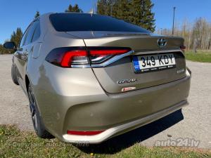 Smilšu krāsa Toyota Corolla 2020 Tallina, ar dzinēja tilpumu 1.80 L un nobraukumu 95 tūkst. km par 17500 €, foto 6 vietnē AUTOMOTO.COM.LV