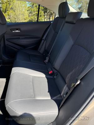 Smilšu krāsa Toyota Corolla 2020 Tallina, ar dzinēja tilpumu 1.80 L un nobraukumu 95 tūkst. km par 17500 €, foto 9 vietnē AUTOMOTO.COM.LV