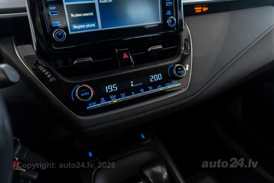 Smilšu krāsa Toyota Corolla 2020 Tallina, ar dzinēja tilpumu 1.60 L un nobraukumu 72 tūkst. km par 17750 €, foto 13 vietnē AUTOMOTO.COM.LV