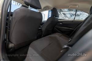 Smilšu krāsa Toyota Corolla 2020 Tallina, ar dzinēja tilpumu 1.60 L un nobraukumu 72 tūkst. km par 17750 €, foto 19 vietnē AUTOMOTO.COM.LV