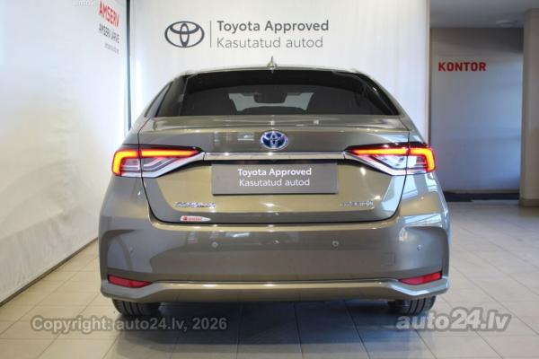Smilšu krāsa Toyota Corolla 2021 Tallina, ar dzinēja tilpumu 1.80 L un nobraukumu 46 tūkst. km par 18990 €, foto 4 vietnē AUTOMOTO.COM.LV