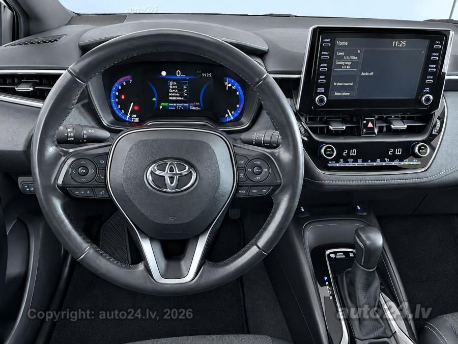 Beige Toyota Corolla 2021 in Tallinn, with an engine capacity of 1.80 L and mileage of 145 thousand km for 18290 €, photo 14 on AUTOMOTO.COM.LV
