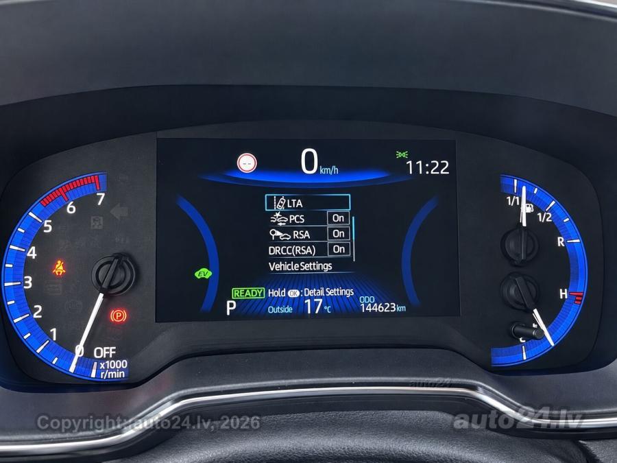 Beige Toyota Corolla 2021 in Tallinn, with an engine capacity of 1.80 L and mileage of 145 thousand km for 18290 €, photo 18 on AUTOMOTO.COM.LV