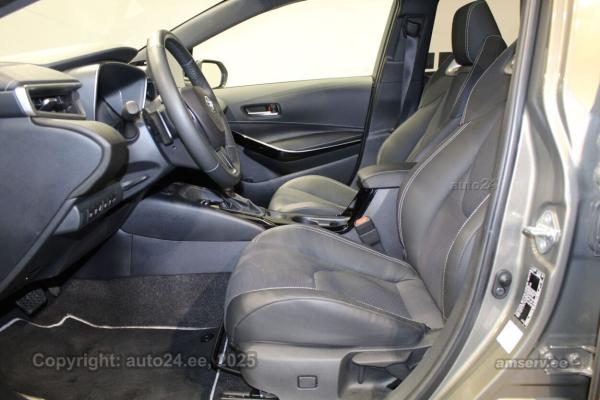Smilšu krāsa Toyota Corolla 2025 Tallina, ar dzinēja tilpumu 2.00 L un nobraukumu 8 tūkst. km par 34990 €, foto 11 vietnē AUTOMOTO.COM.LV