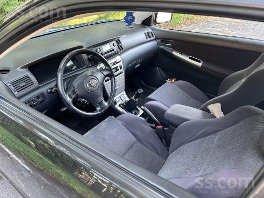 Melns Toyota Corolla 2002 Rīga, ar dzinēja tilpumu 2.00 L un nobraukumu 340 tūkst. km par 550 €, foto 8 vietnē AUTOMOTO.COM.LV