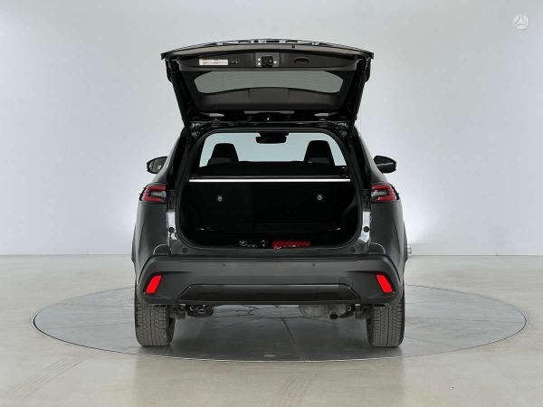 Melns Toyota Corolla 2025 Viļņa, ar dzinēja tilpumu 1.80 L un nobraukumu 10 tūkst. km par 33900 €, foto 10 vietnē AUTOMOTO.COM.LV