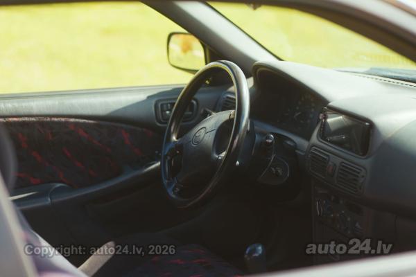 Melns Toyota Corolla 1998 Hāpsalu, ar dzinēja tilpumu 1.30 L un nobraukumu 269 tūkst. km par 2900 €, foto 3 vietnē AUTOMOTO.COM.LV