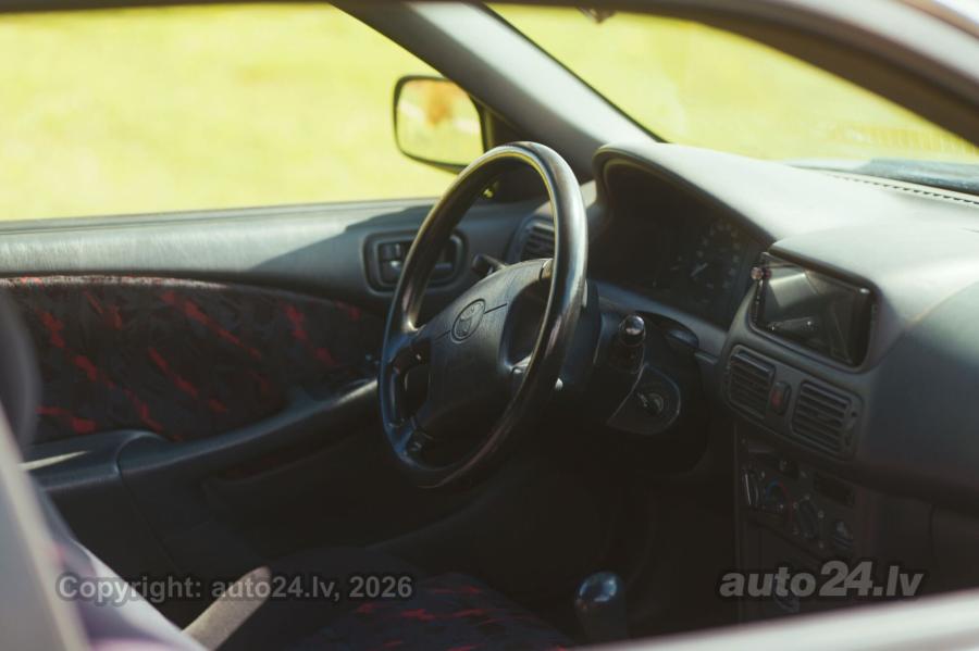 Melns Toyota Corolla 1998 Hāpsalu, ar dzinēja tilpumu 1.30 L un nobraukumu 269 tūkst. km par 2900 €, foto 4 vietnē AUTOMOTO.COM.LV