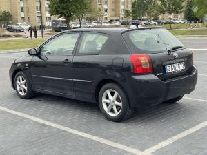 Black Toyota Corolla 2003 in Kaunas, with an engine capacity of 1.60 L and mileage of 284 thousand km for 650 €, photo 8 on AUTOMOTO.COM.LV