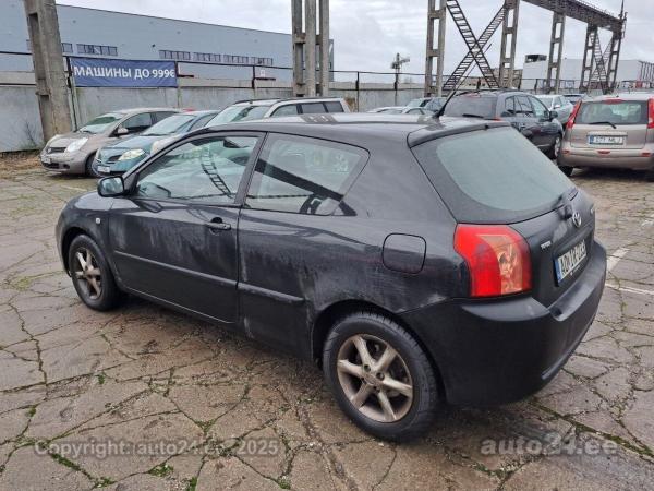 Black Toyota Corolla 2005 in Tallinn, with an engine capacity of 1.60 L and mileage of 299 thousand km for 999 €, photo 4 on AUTOMOTO.COM.LV