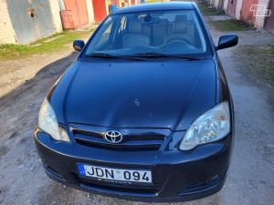 Black Toyota Corolla 2005 in Sirvintos, with an engine capacity of 1.40 L and mileage of 197 thousand km for 2550 €, photo 12 on AUTOMOTO.COM.LV