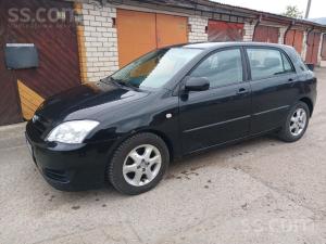 Melns Toyota Corolla 2005 Jelgava, ar dzinēja tilpumu 2.00 L un nobraukumu 330 tūkst. km par 1300 €, foto  vietnē AUTOMOTO.COM.LV