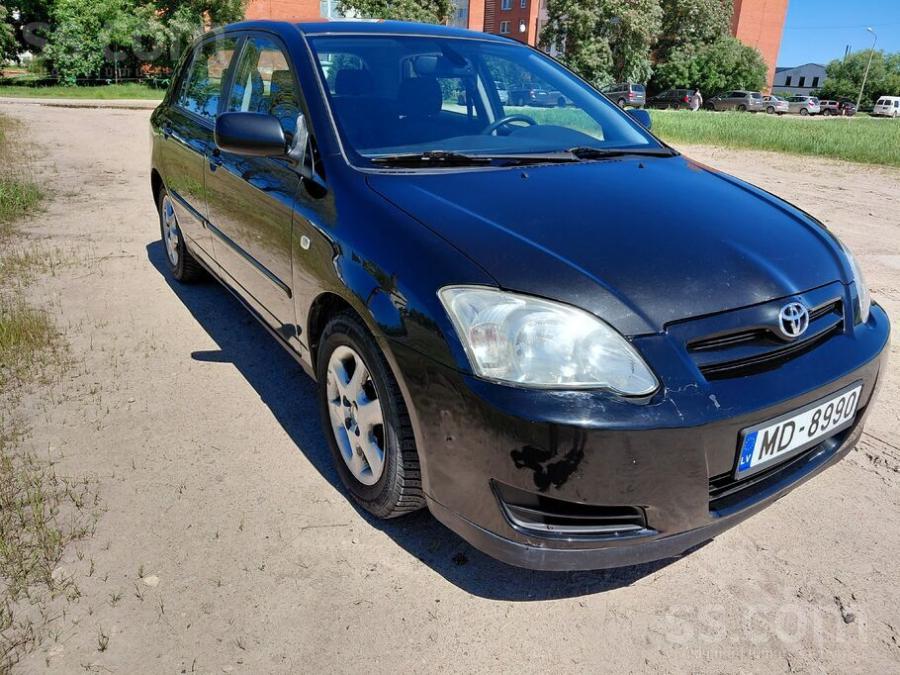 Черный Тойота Королла 2005 в Елгава, объемом двигателя 2.00 л и пробегом 330 тыс. км за 1200 €, фото 15 на AUTOMOTO.COM.LV