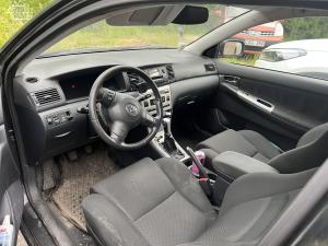 Black Toyota Corolla 2005 in Vilnius, with an engine capacity of 1.60 L and mileage of 237 thousand km for 450 €, photo 5 on AUTOMOTO.COM.LV