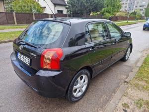 Melns Toyota Corolla 2006 Rīga, ar dzinēja tilpumu 1.40 L un nobraukumu 252 tūkst. km par 2200 €, foto 3 vietnē AUTOMOTO.COM.LV
