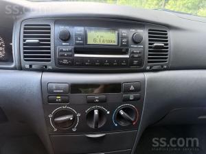 Black Toyota Corolla 2006 in Riga, with an engine capacity of 1.40 L and mileage of 236 thousand km for 2200 €, photo 8 on AUTOMOTO.COM.LV