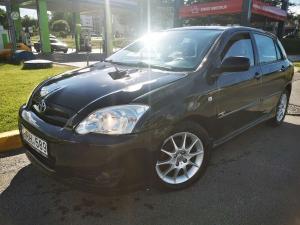 Melns Toyota Corolla 2006 Viļņa, ar dzinēja tilpumu 2.00 L un nobraukumu 308 tūkst. km par 1600 €, foto 18 vietnē AUTOMOTO.COM.LV