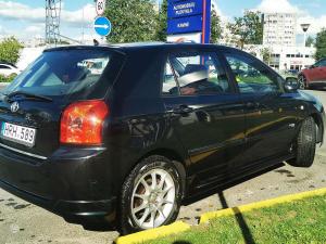 Melns Toyota Corolla 2006 Viļņa, ar dzinēja tilpumu 2.00 L un nobraukumu 308 tūkst. km par 1600 €, foto 23 vietnē AUTOMOTO.COM.LV