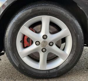 Melns Toyota Corolla 2006 Kauņa, ar dzinēja tilpumu 1.36 L un nobraukumu 287 tūkst. km par 2750 €, foto 8 vietnē AUTOMOTO.COM.LV