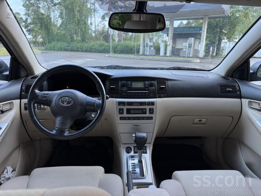 Black Toyota Corolla 2006 in Jurmala, with an engine capacity of 1.60 L and mileage of 280 thousand km for 1850 €, photo 7 on AUTOMOTO.COM.LV