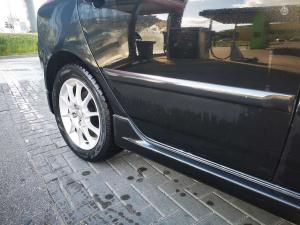Black Toyota Corolla 2006 in Vilnius, with an engine capacity of 2.00 L and mileage of 315 thousand km for 1600 €, photo 7 on AUTOMOTO.COM.LV