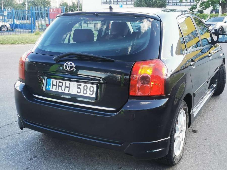 Black Toyota Corolla 2006 in Vilnius, with an engine capacity of 2.00 L and mileage of 315 thousand km for 1600 €, photo 15 on AUTOMOTO.COM.LV