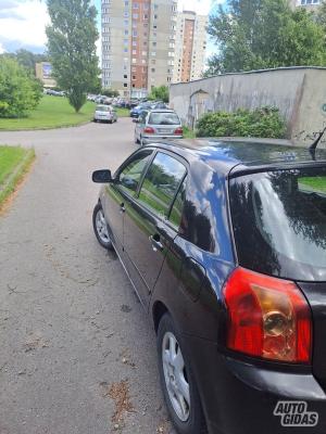 Melns Toyota Corolla 2006 Viļņa, ar dzinēja tilpumu 2.00 L un nobraukumu 305 tūkst. km par 1850 €, foto 6 vietnē AUTOMOTO.COM.LV