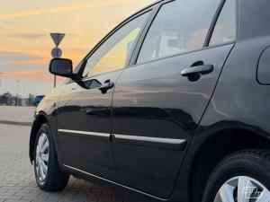 Melns Toyota Corolla 2007 Viļņa, ar dzinēja tilpumu 1.40 L un nobraukumu 180 tūkst. km par 2000 €, foto 9 vietnē AUTOMOTO.COM.LV