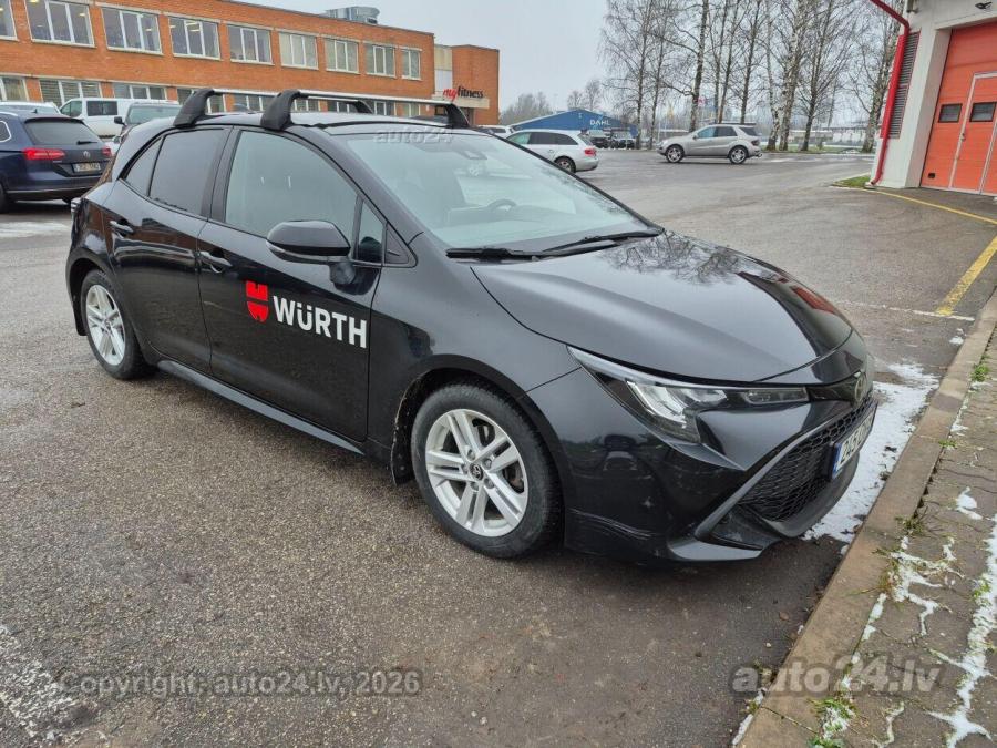Black Toyota Corolla 2019 in Tallinn, with an engine capacity of 1.20 L and mileage of 180 thousand km for 9200 €, photo 1 on AUTOMOTO.COM.LV