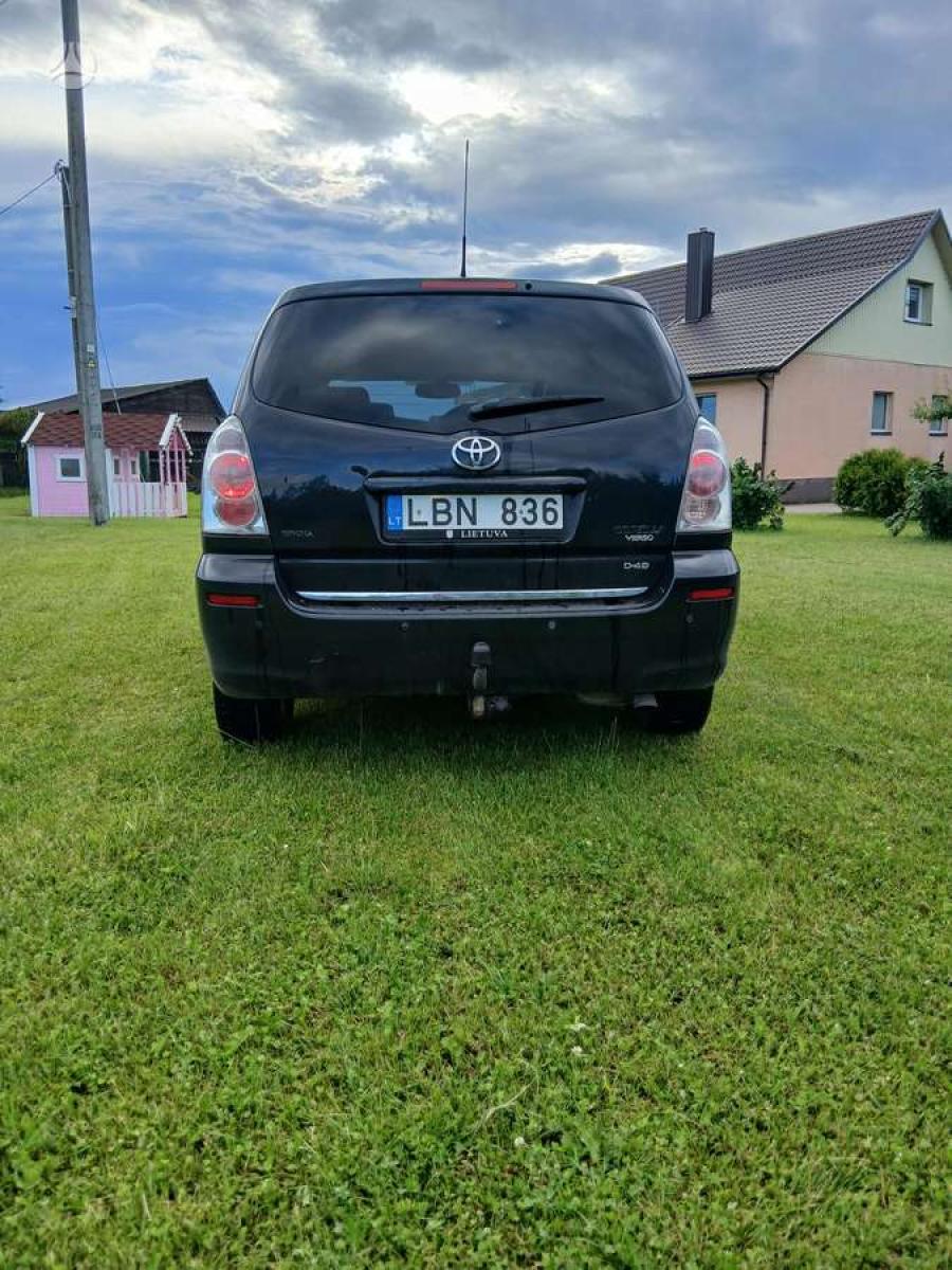 Black Toyota Corolla 2019 in Silale, with an engine capacity of 2.20 L and mileage of 284 thousand km for 1250 €, photo 6 on AUTOMOTO.COM.LV