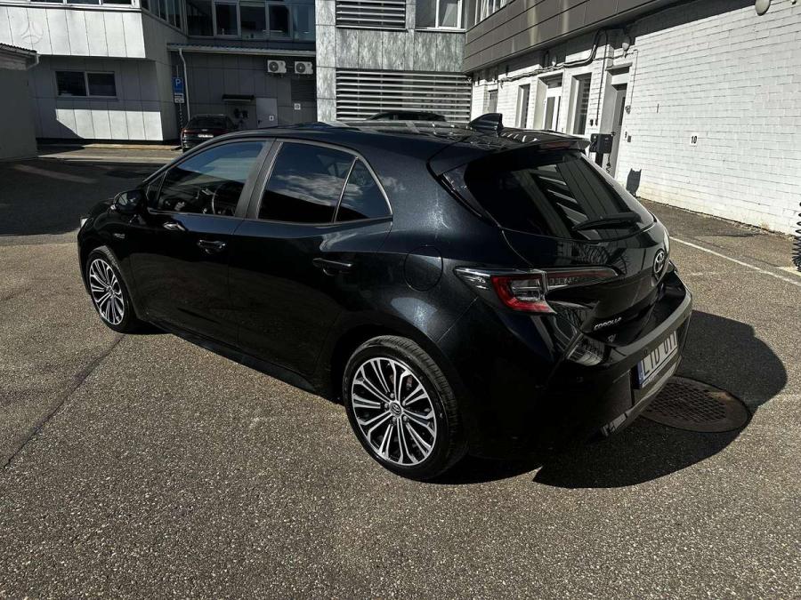 Melns Toyota Corolla 2019 Viļņa, ar dzinēja tilpumu 1.80 L un nobraukumu 57 tūkst. km par 18500 €, foto 5 vietnē AUTOMOTO.COM.LV