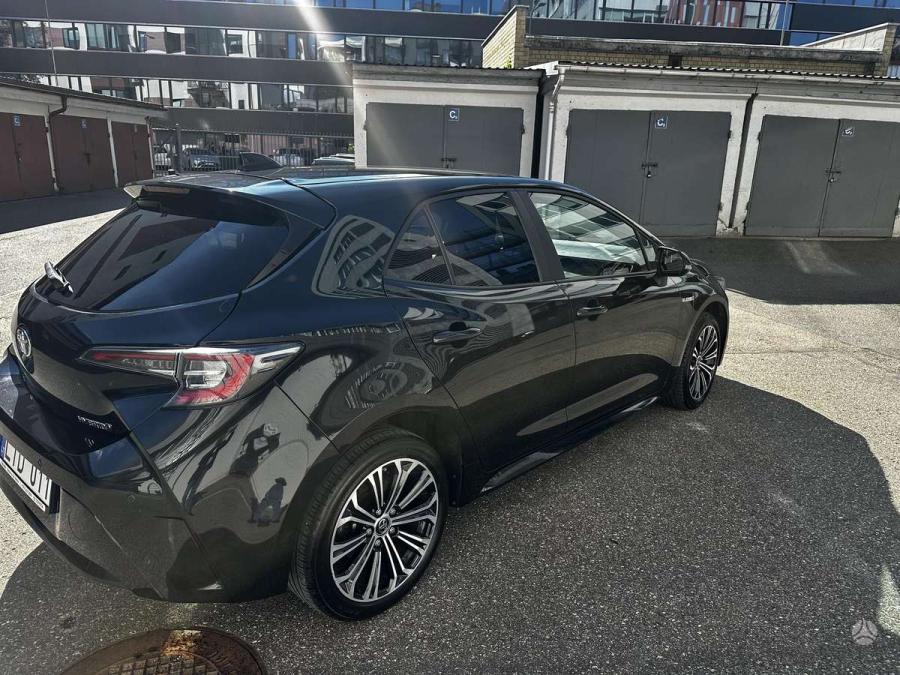 Melns Toyota Corolla 2019 Viļņa, ar dzinēja tilpumu 1.80 L un nobraukumu 57 tūkst. km par 18500 €, foto 7 vietnē AUTOMOTO.COM.LV