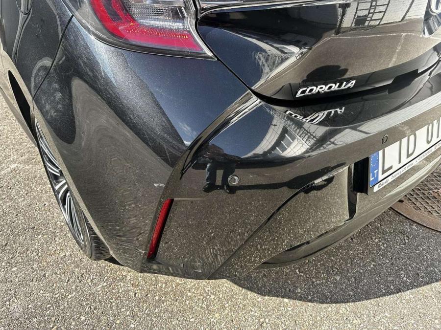 Melns Toyota Corolla 2019 Viļņa, ar dzinēja tilpumu 1.80 L un nobraukumu 57 tūkst. km par 18500 €, foto 8 vietnē AUTOMOTO.COM.LV