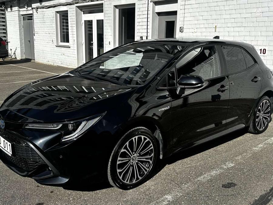 Melns Toyota Corolla 2019 Viļņa, ar dzinēja tilpumu 1.80 L un nobraukumu 57 tūkst. km par 18500 €, foto 17 vietnē AUTOMOTO.COM.LV