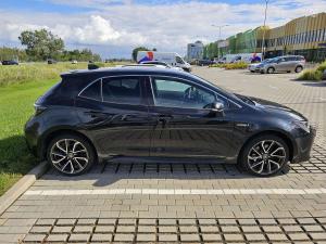 Melns Toyota Corolla 2019 Viļņa, ar dzinēja tilpumu 1.99 L un nobraukumu 128 tūkst. km par 18000 €, foto 5 vietnē AUTOMOTO.COM.LV