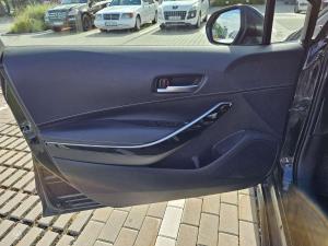 Melns Toyota Corolla 2019 Viļņa, ar dzinēja tilpumu 1.99 L un nobraukumu 128 tūkst. km par 18000 €, foto 19 vietnē AUTOMOTO.COM.LV