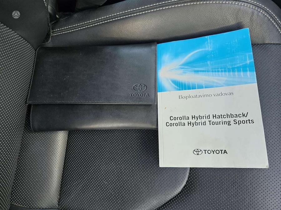 Melns Toyota Corolla 2019 Viļņa, ar dzinēja tilpumu 1.99 L un nobraukumu 128 tūkst. km par 18000 €, foto 39 vietnē AUTOMOTO.COM.LV