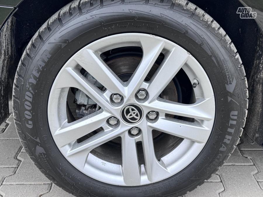 Melns Toyota Corolla 2020 Viļņa, ar dzinēja tilpumu 1.80 L un nobraukumu 196 tūkst. km par 15500 €, foto 11 vietnē AUTOMOTO.COM.LV