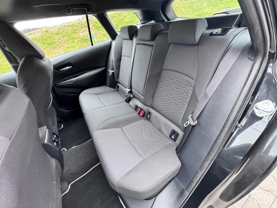 Melns Toyota Corolla 2020 Viļņa, ar dzinēja tilpumu 1.80 L un nobraukumu 196 tūkst. km par 15500 €, foto 23 vietnē AUTOMOTO.COM.LV