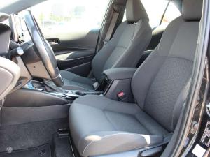 Black Toyota Corolla 2020 in Vilnius, with an engine capacity of 1.20 L and mileage of 103 thousand km for 14950 €, photo 14 on AUTOMOTO.COM.LV
