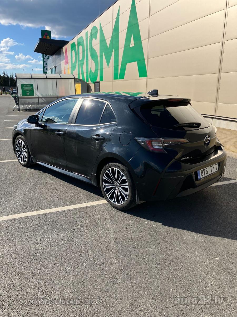 Melns Toyota Corolla 2020 Tallina, ar dzinēja tilpumu 1.20 L un nobraukumu 104 tūkst. km par 15500 €, foto 5 vietnē AUTOMOTO.COM.LV